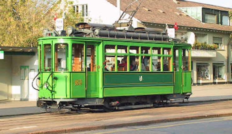 Oldtimer Tram 163 in Basel mieten für Events | eventlokale.ch