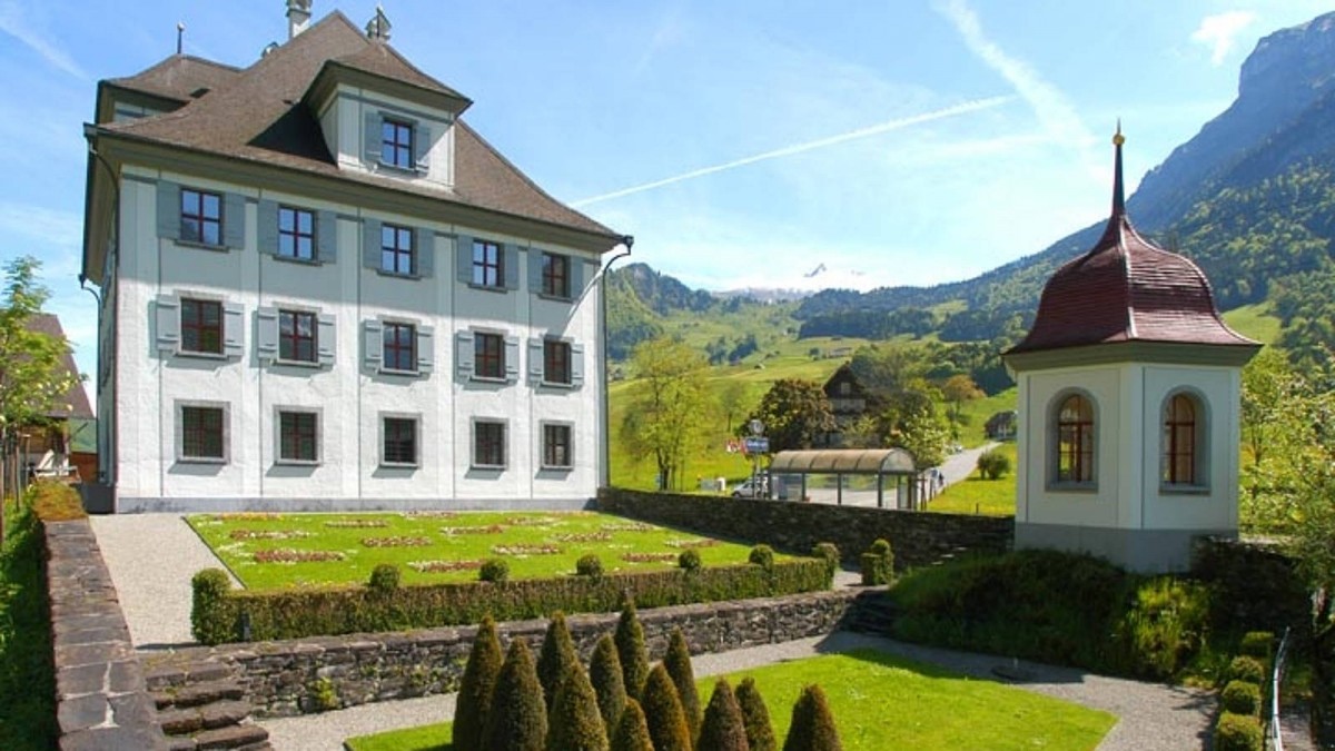Herrenhaus Grafenort in Grafenort mieten für Events | eventlokale.ch